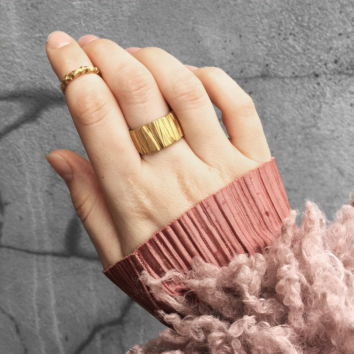 Fragment Ring - Solid Gold – Sarah Winther